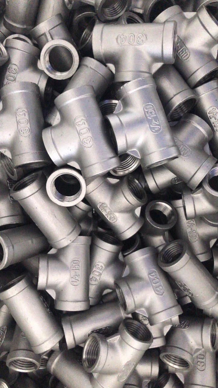 Tê ren trong inox 304 - Nguyễn Trần